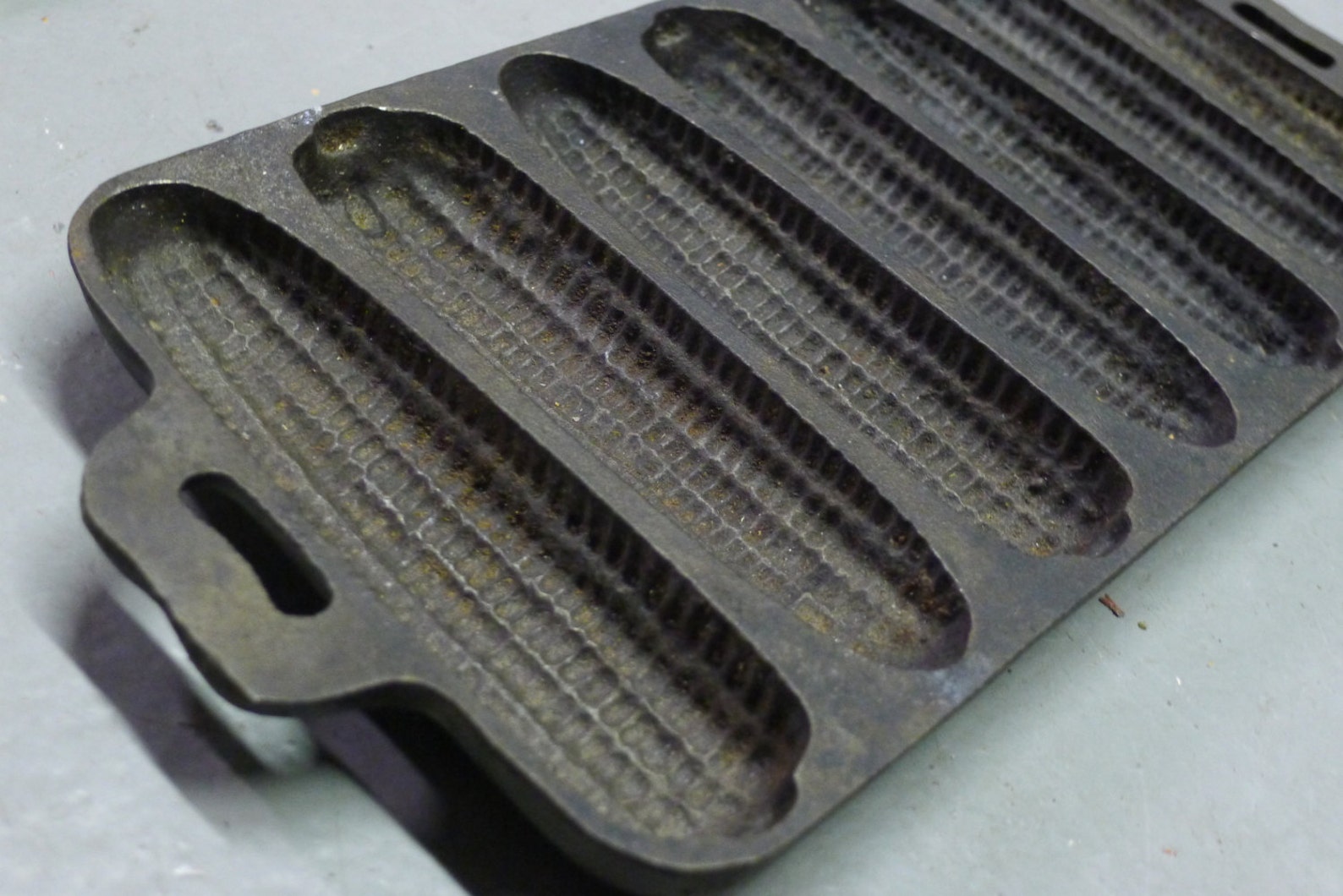 Cast Iron Cornbread Baking Pan: Birmingham Stove & Range - Etsy