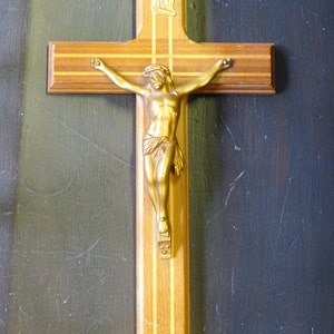 Wood Inlay Crucifix With Gold Corpus - Etsy