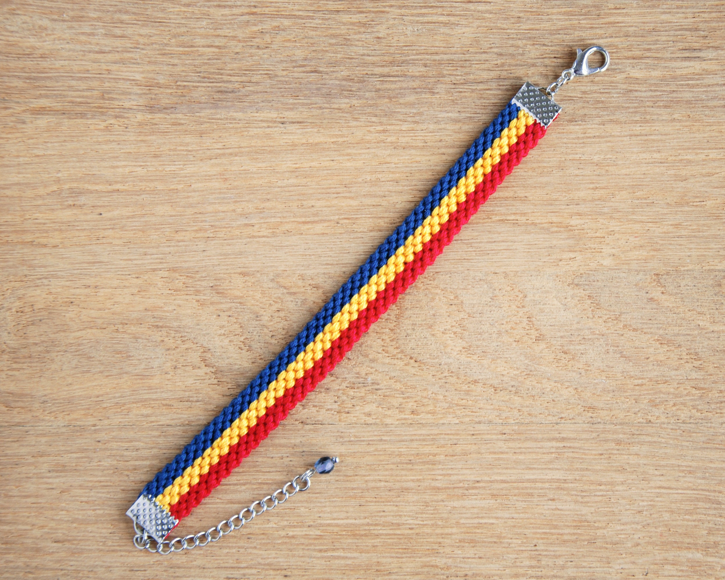 Romanian Flag Friendship Bracelet, Flag of Romania Bracelet - Etsy