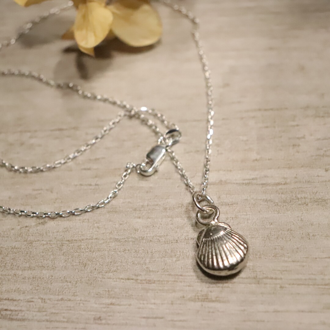 Sterling Silver Clam Shell Pendant Necklace, Beach Theme Charm - Etsy