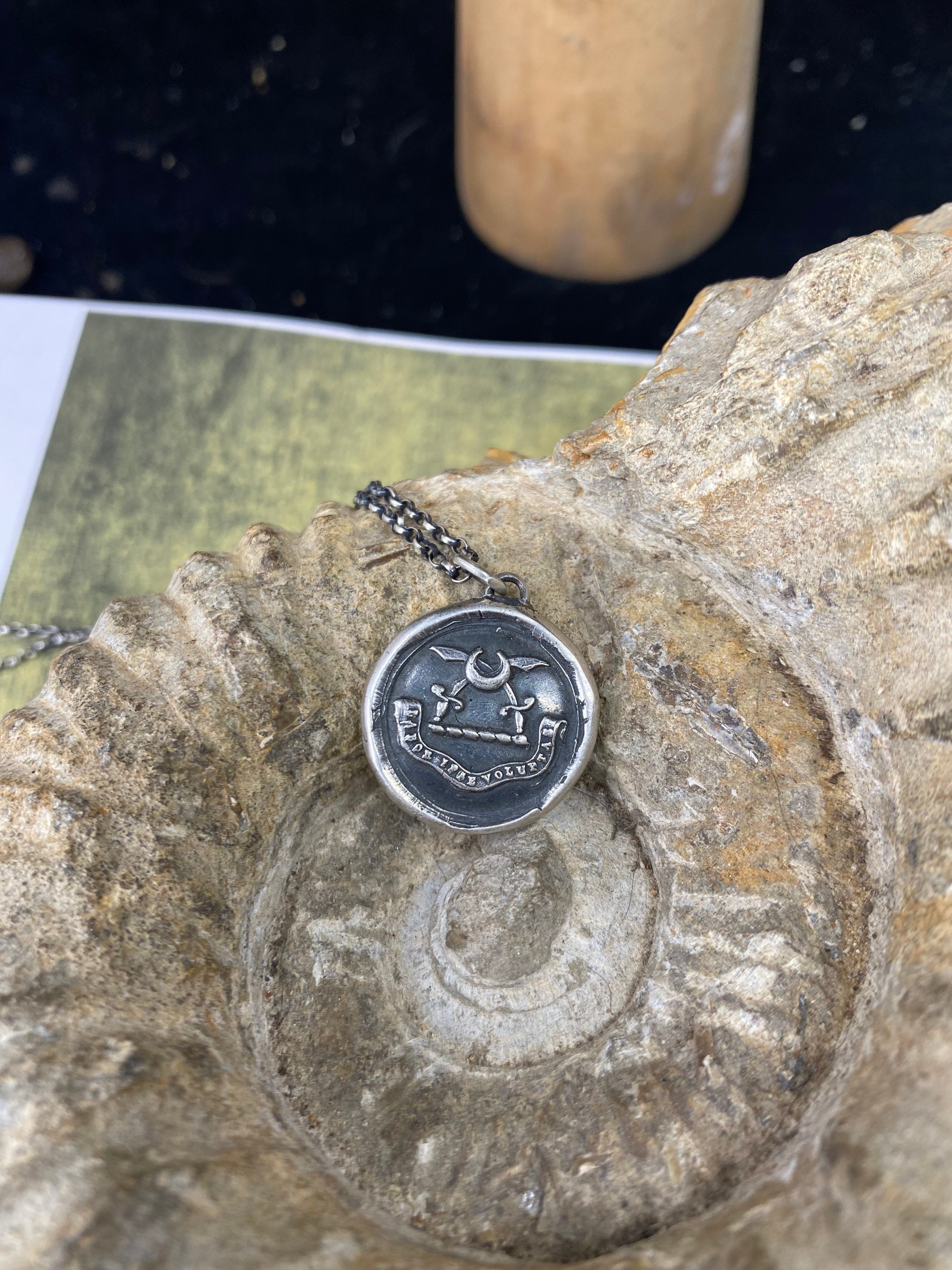 Labor Ipse Voluptus Work is Its Own Reward. Do What You Love | Etsy