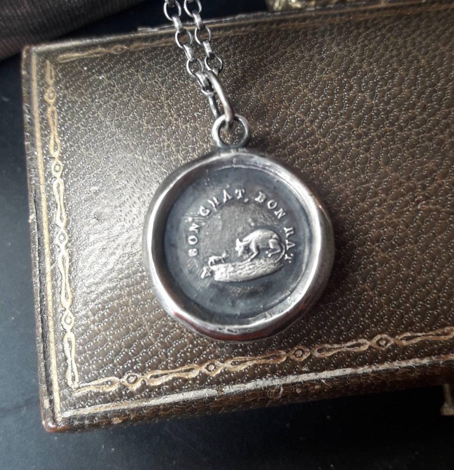 A Bon Chat, Bon Rat..... Antique Wax Seal Pendant. Good Cat, Good Rat ...