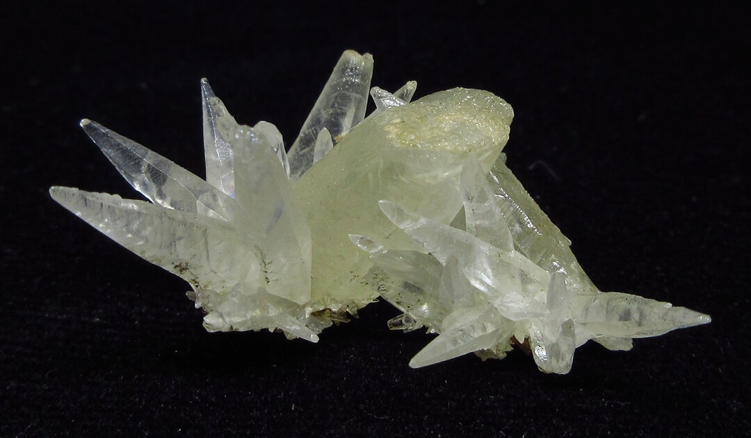 Cluster of Pointed Calcite (non Precious Stone) # 9729 - Etsy