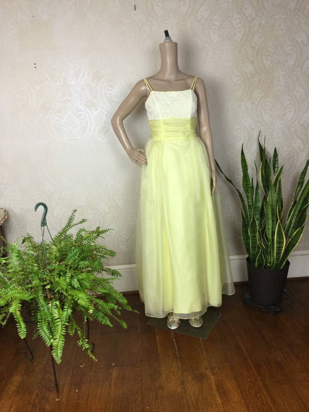 Vintage 50s Yellow Tulle Formal Gown, Floral Lace Bodice, Bust 36" - Etsy