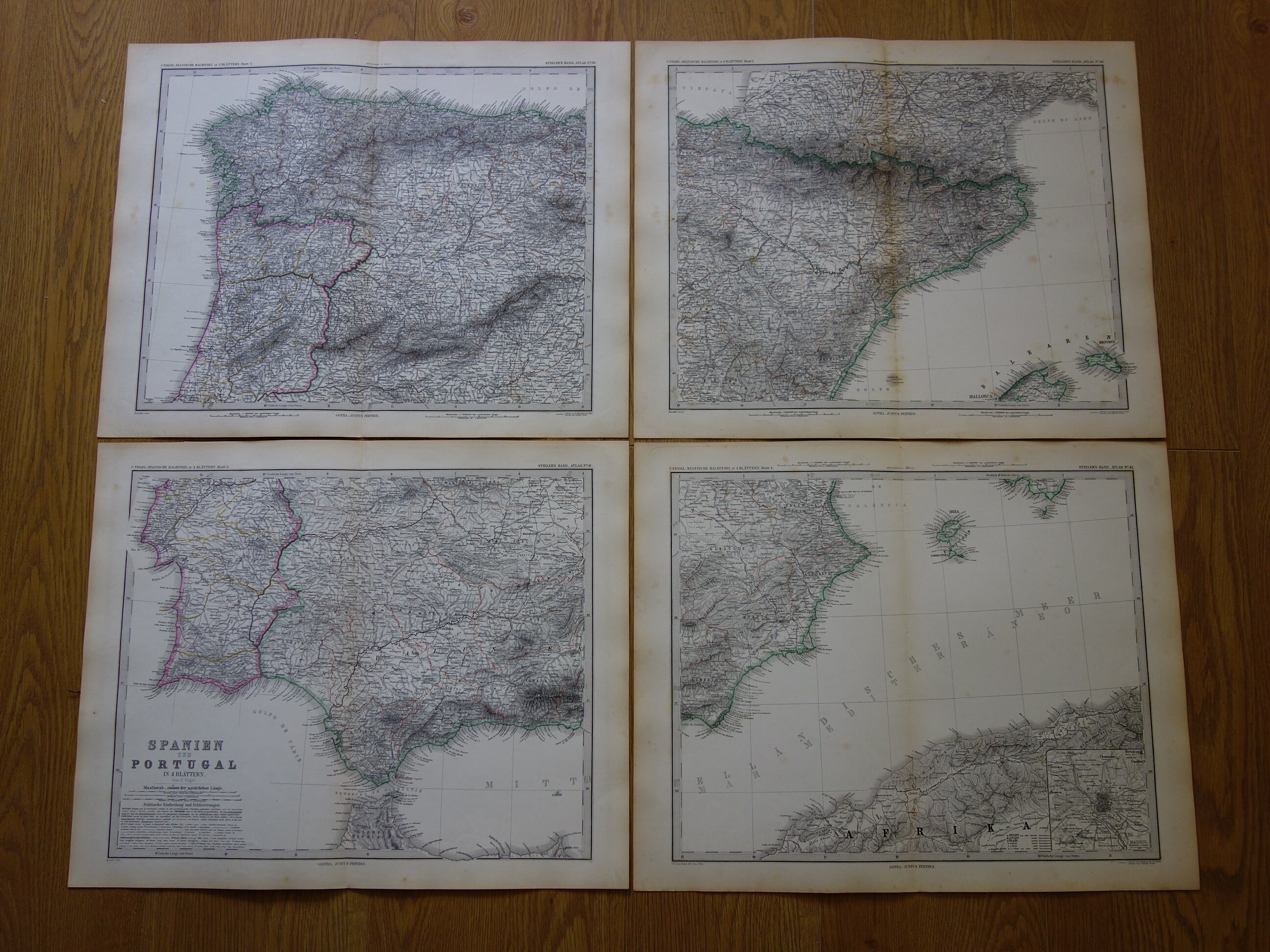 Extra large vintage posters - Etsy Nederland