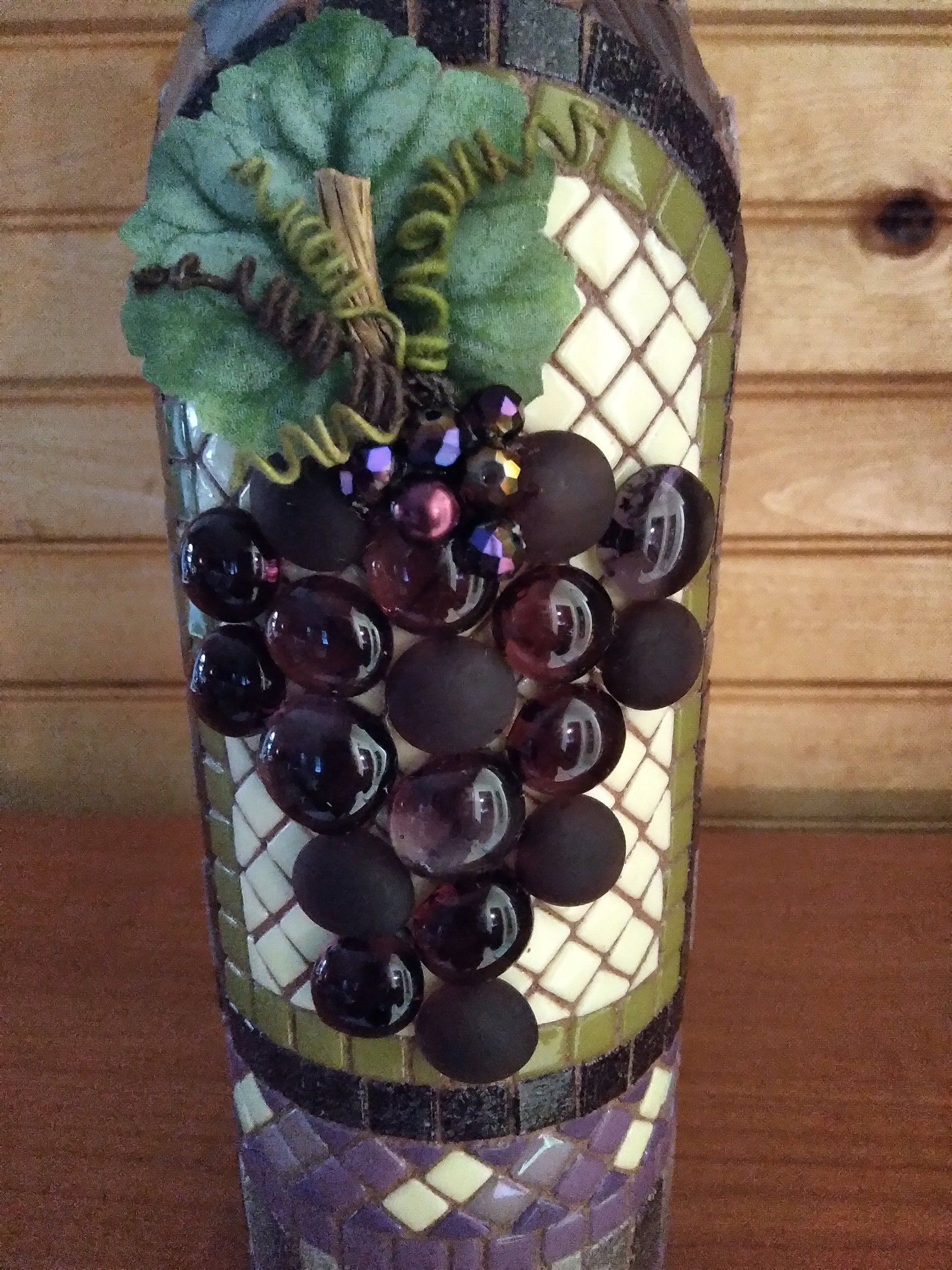 MOSAIC GRAPES WINE Bottle Purple Amethyst Decorative Bottle Art, Grapes ...