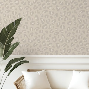 Beige Leopard Wallpaper - Animal Print Safari Design - Chic Neutral ...