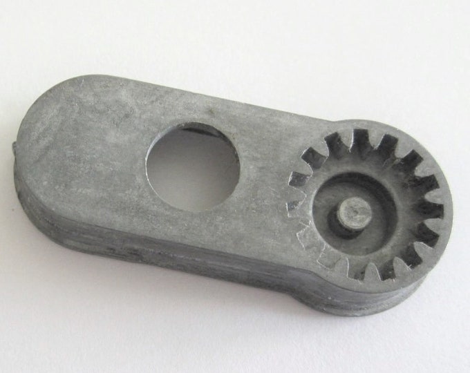 EYELET TEMPLATE CAM for Singer Sewing Buttonholer Attachment Vintage ...