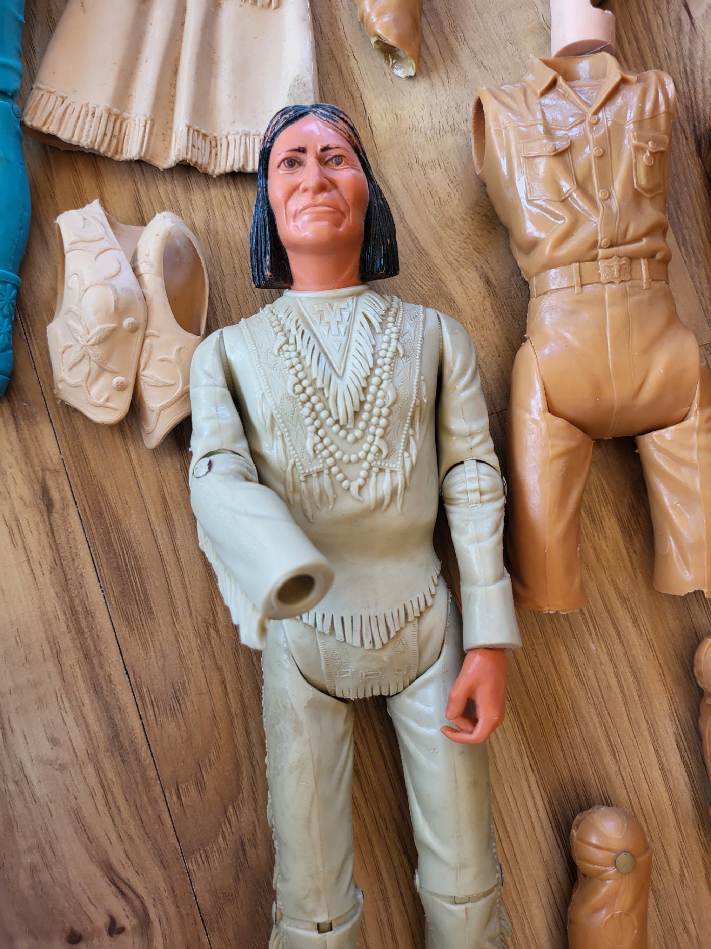 Lot of Vintage Louis Marx Jane West Geronimo Heads & More - Etsy