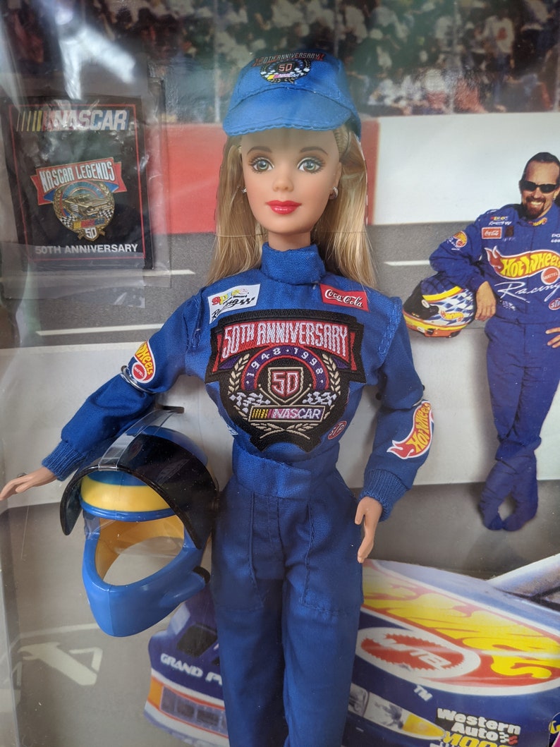 1998 NASCAR 50th Anniversary Barbie Doll & 1999 Trading Paint - Etsy.de