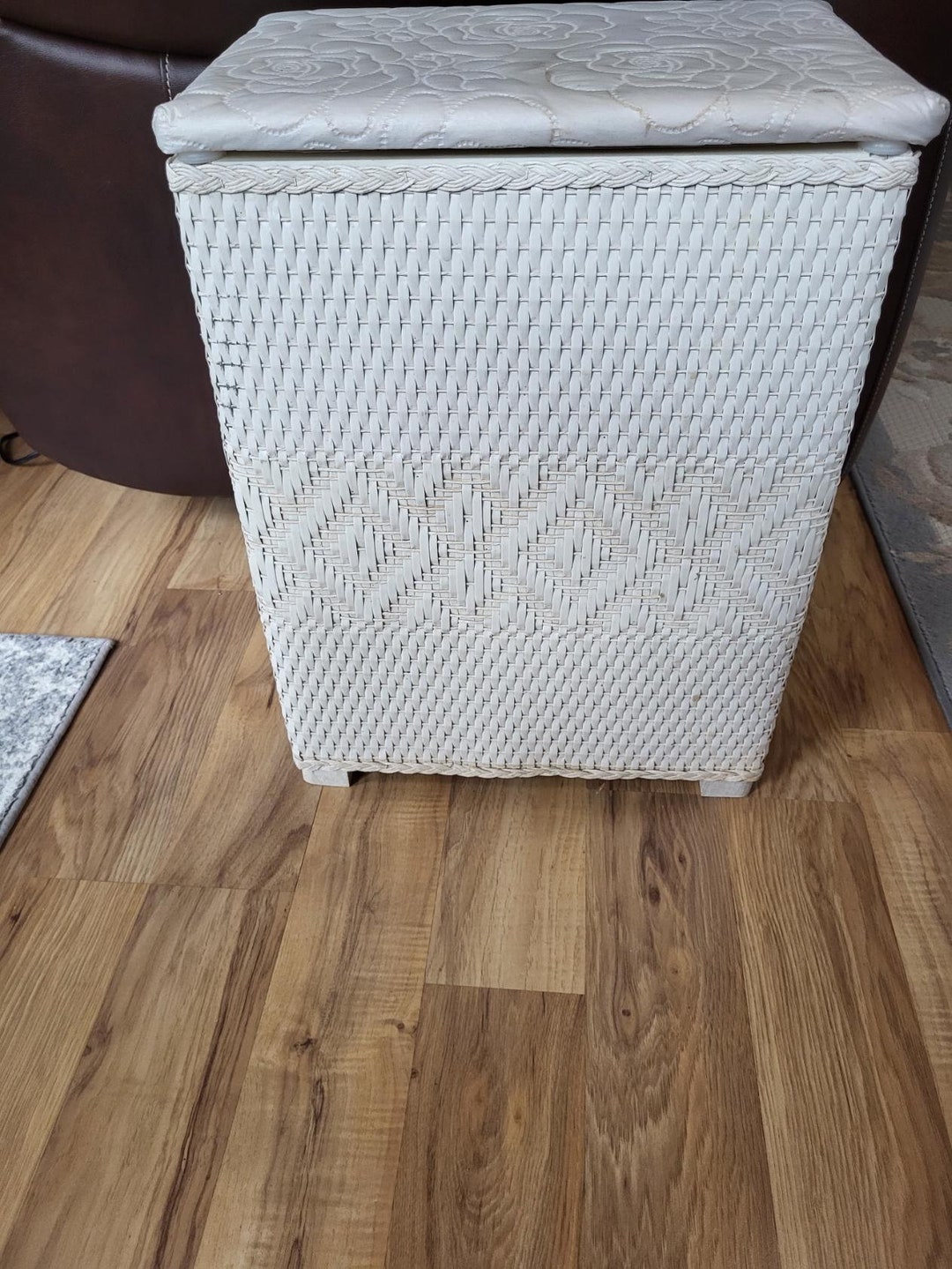 Vintage White Wicker Nursery Hamper With Diaper Insert 18" X 14 X 9 1/2 ...