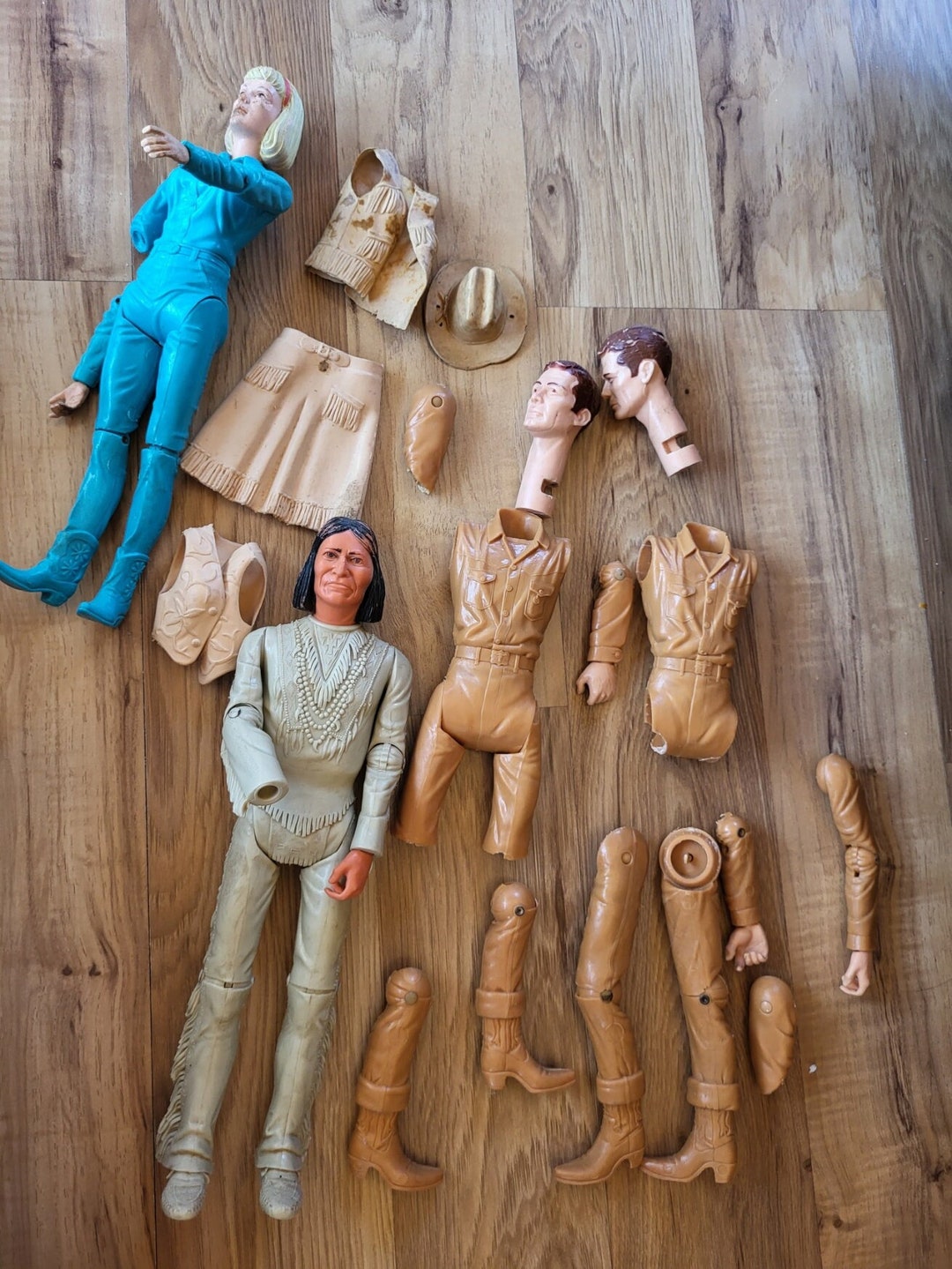 Lot of Vintage Louis Marx Jane West Geronimo Heads & More Action ...