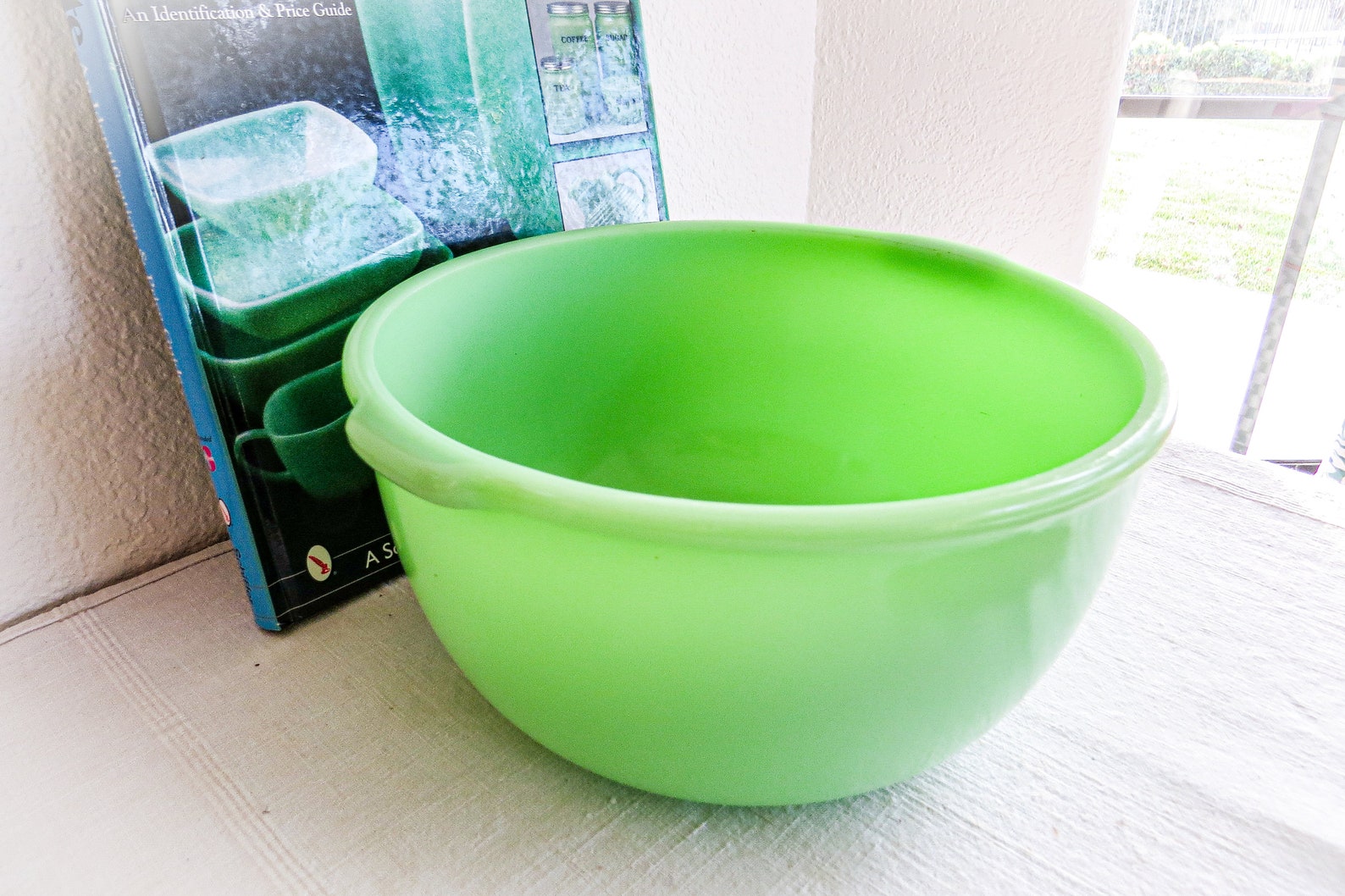 Vintage Jadeite Mixing Bowl Large Size With Tab Handles. | Etsy