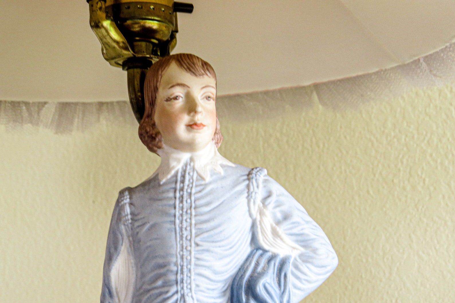 Vintage Blue Boy Bisque Porcelain Lamp With Retro Pink and Gray Netting ...