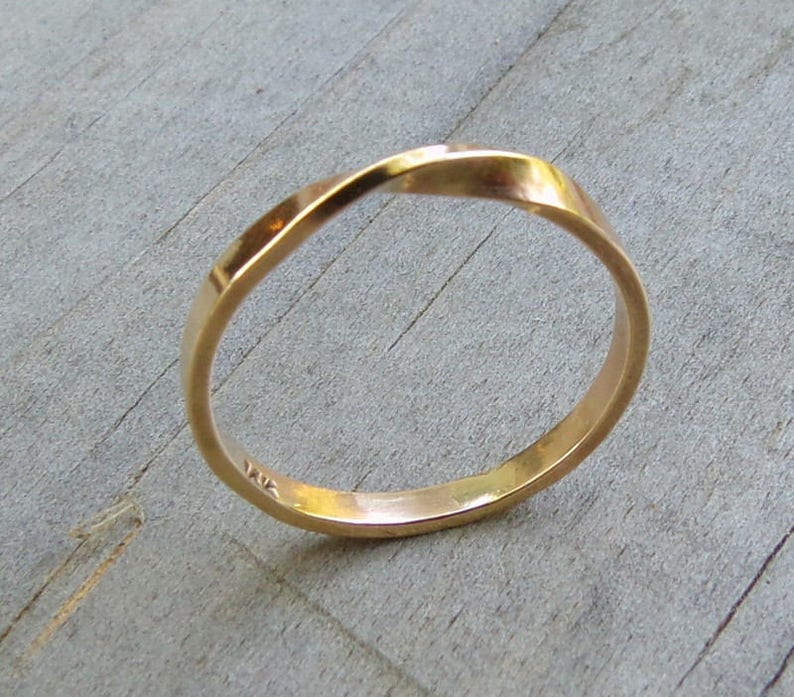 Mobius Ring Twist Band Ring 14k Gold Wedding Ring Promise Ring | Etsy