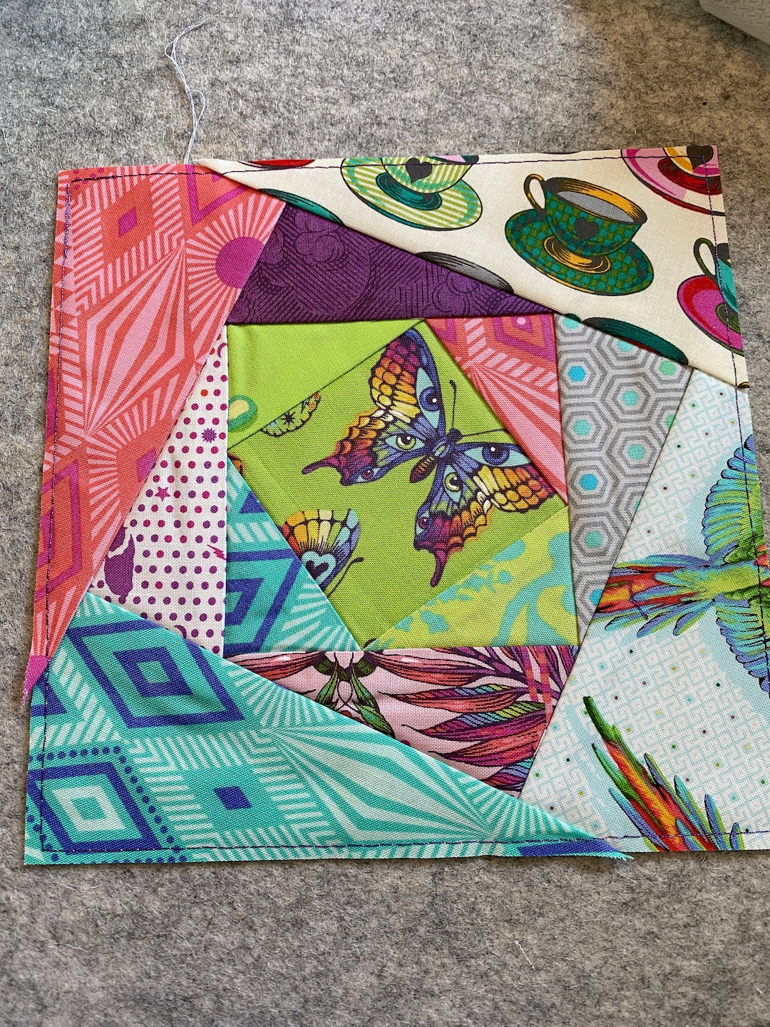 Vertigo Paper Piece Quilt Block ITH BUNDLE - in the Hoop Quilt Block in ...