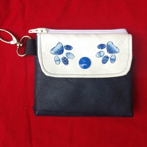 The Mia Wallet - ITH in the Hoop Embroidery Design - Made in Two ...