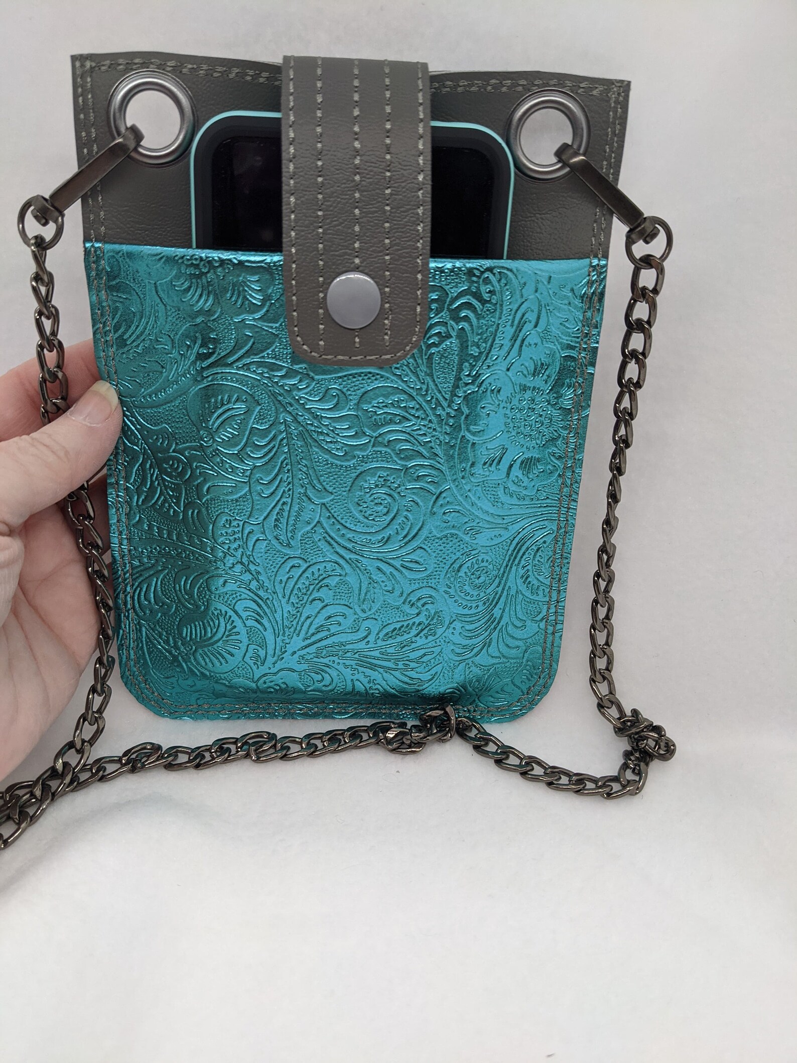 BUNDLE in the Hoop Gabby Sling Phone and Credit Card Sling Pouch 5x7 ...