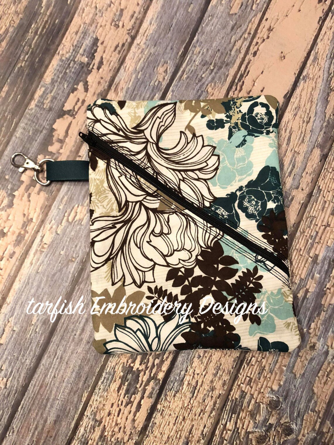 In the Hoop Blank Diagonal Zipper Pouch for Vinyl or Cloth - Etsy