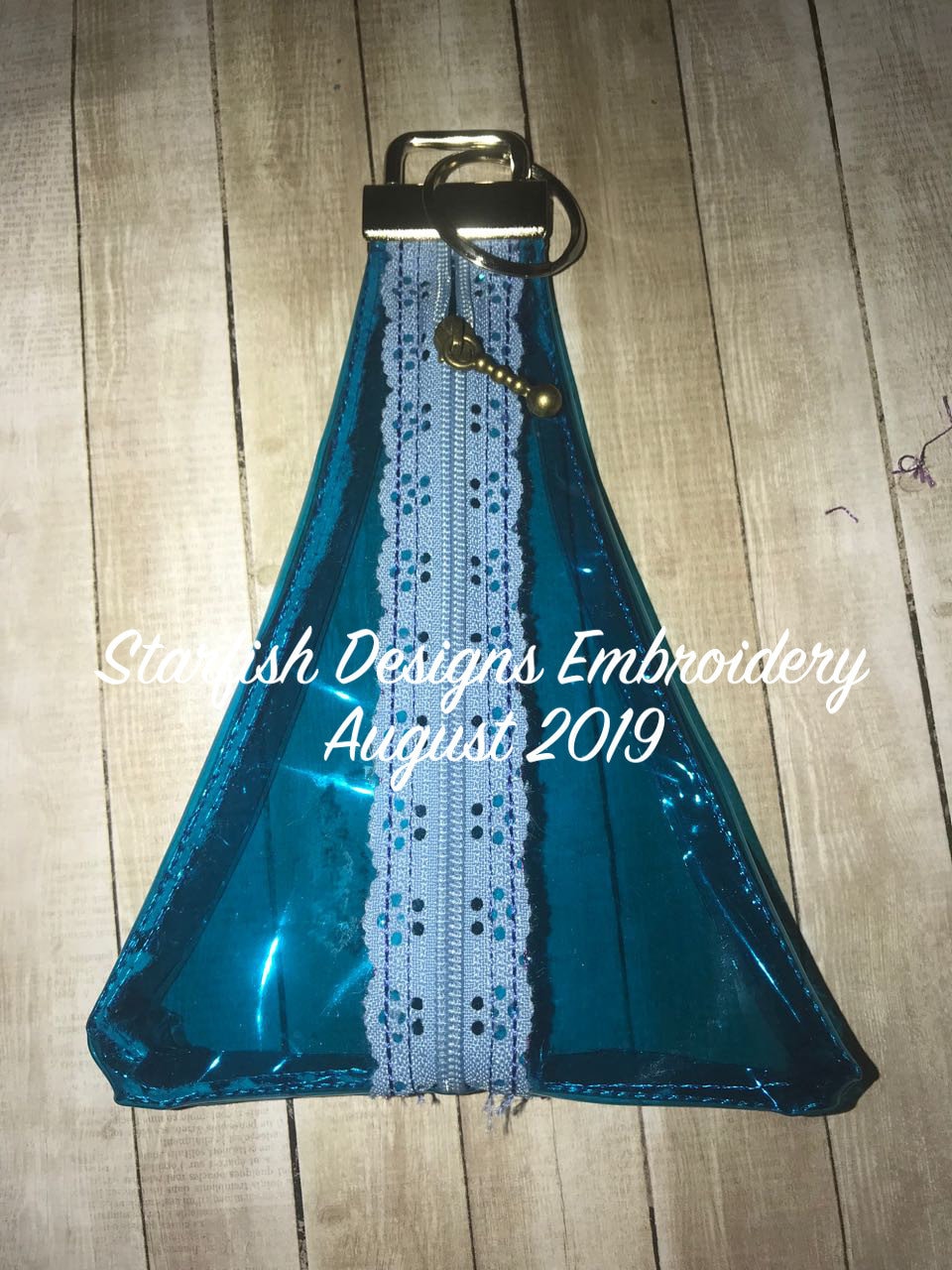RAW EDGE Unlined - in the Hoop ITH Triangle Key Fob Pouch Zipper Bag ...