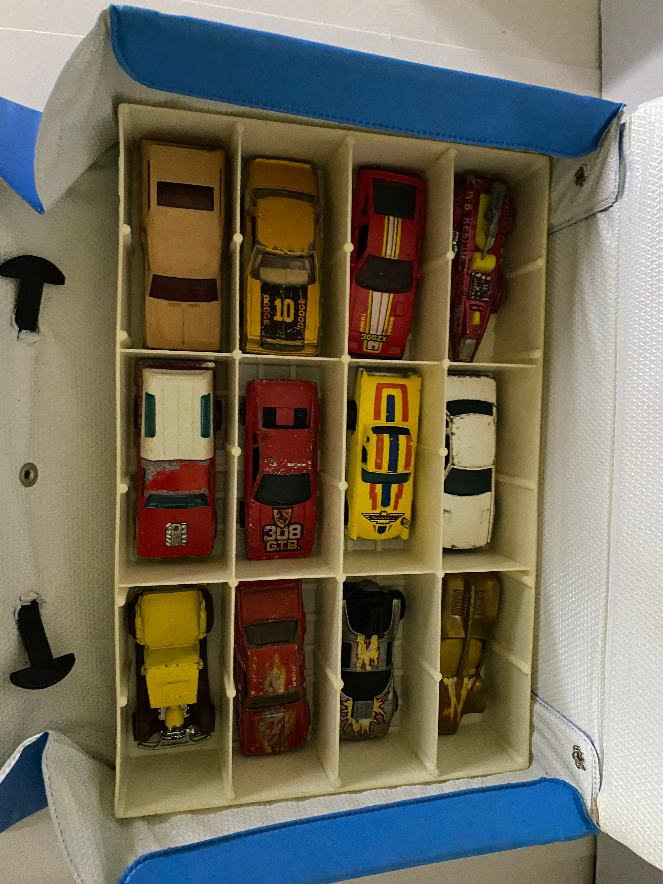 Mattel Hot Wheels 24 Car Collector's Storage Carrying Case 1980//w 15 ...
