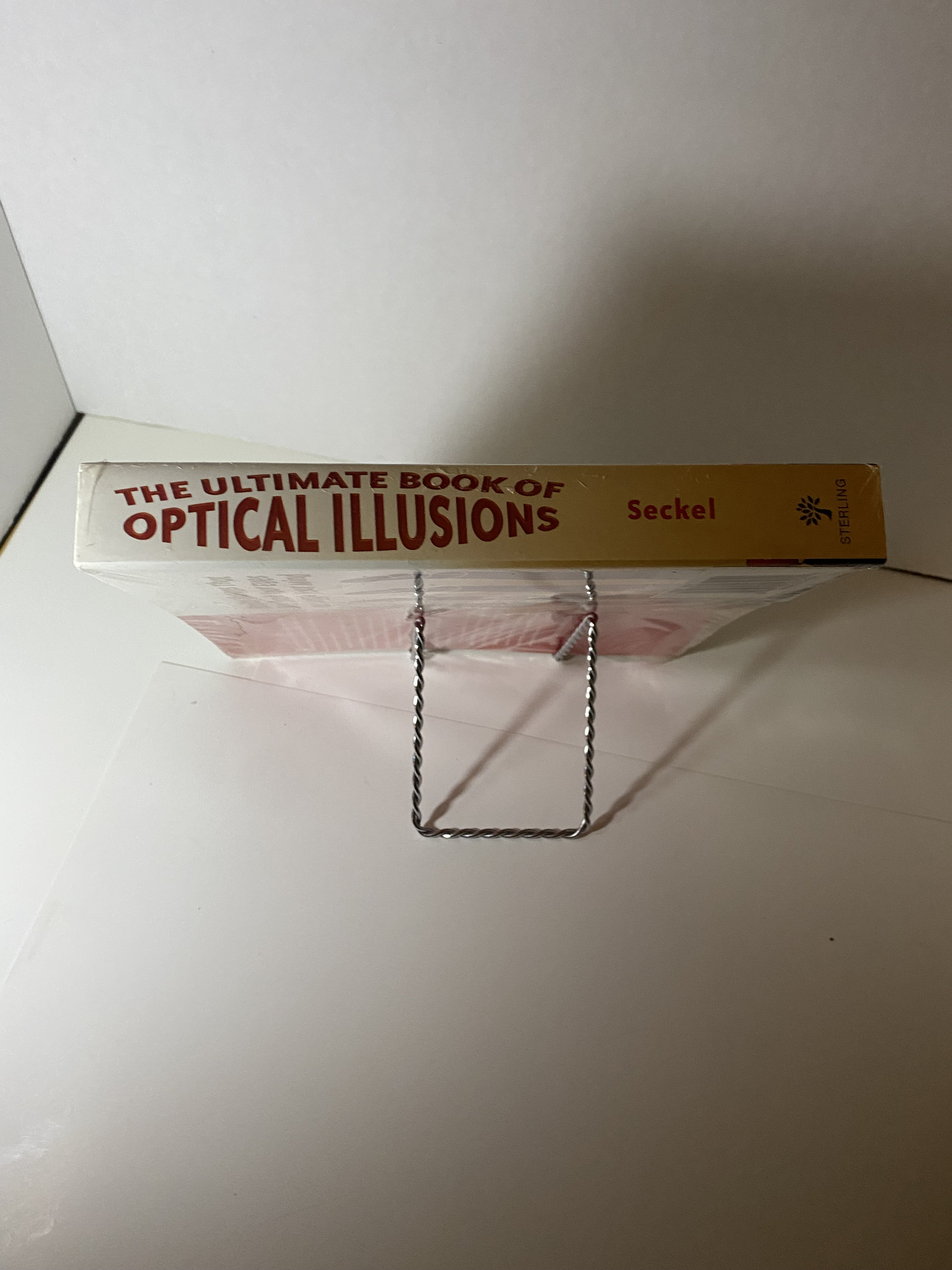 The Ultimate Book of Optical Illusions (paperback) - Etsy
