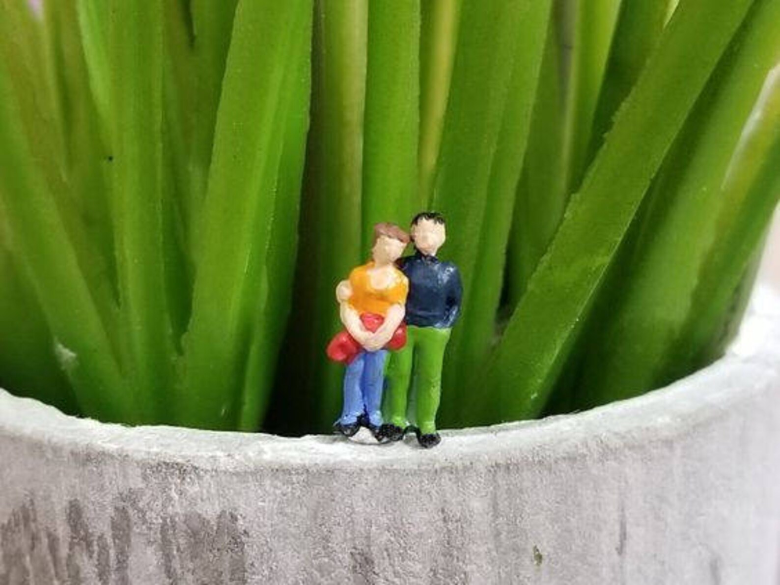 Small Micro Miniature Plastic People Couple Figure Diorama or - Etsy