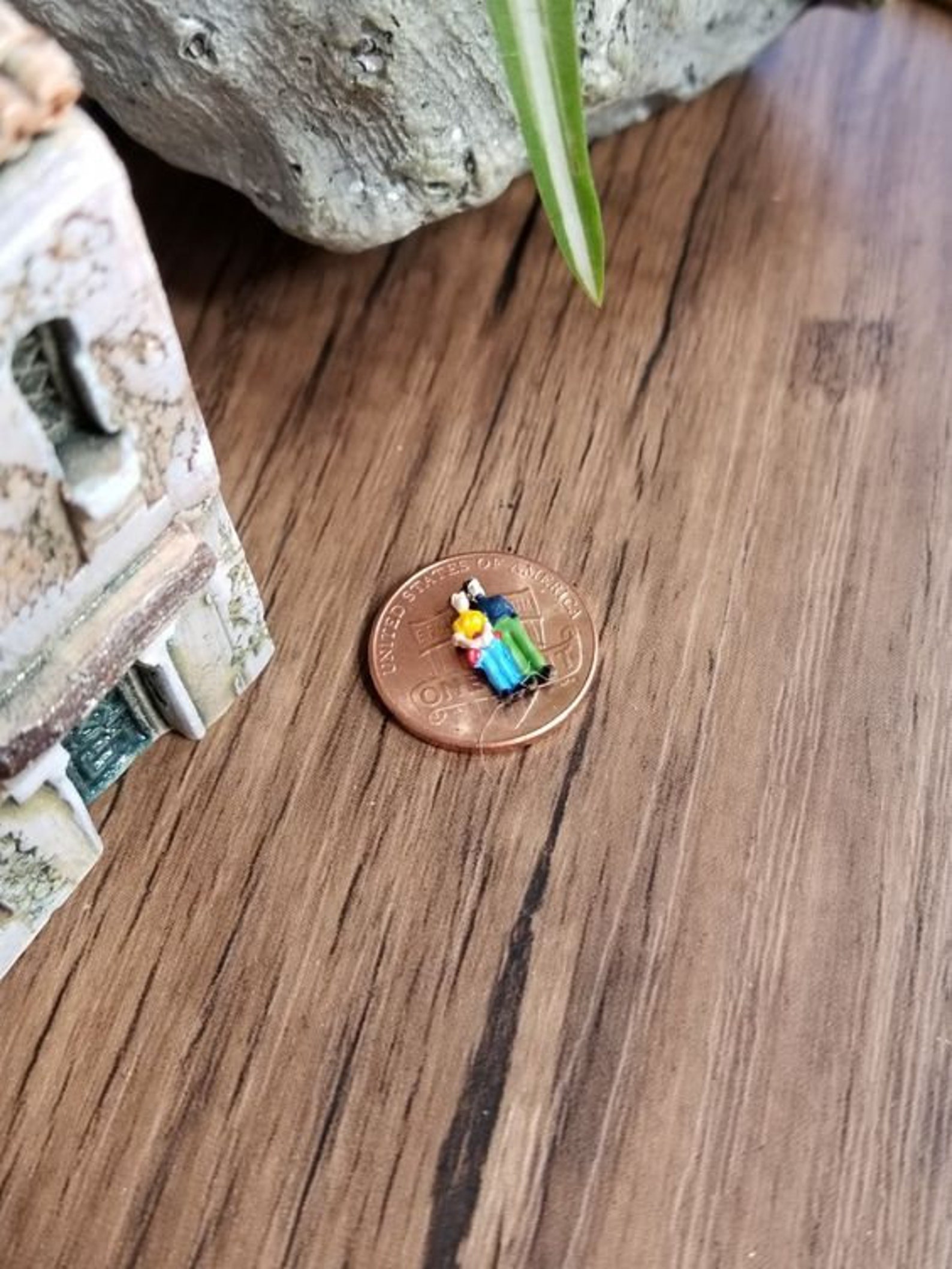 Small Micro Miniature Plastic People Couple Figure Diorama or - Etsy