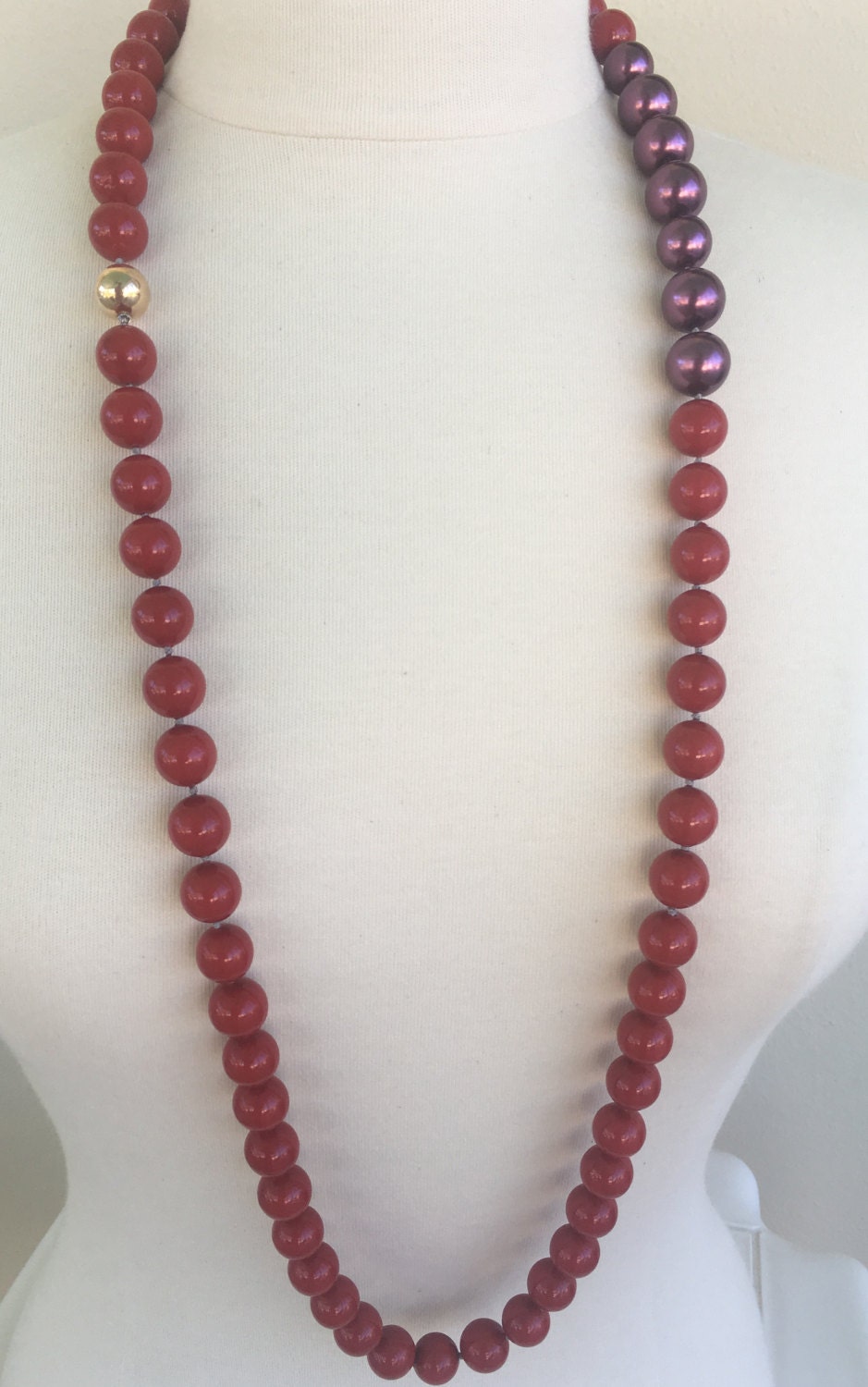 Red Wine Shell Pearls, Hand Knotted in Grey Silk, 14 Mm Red Shell ...