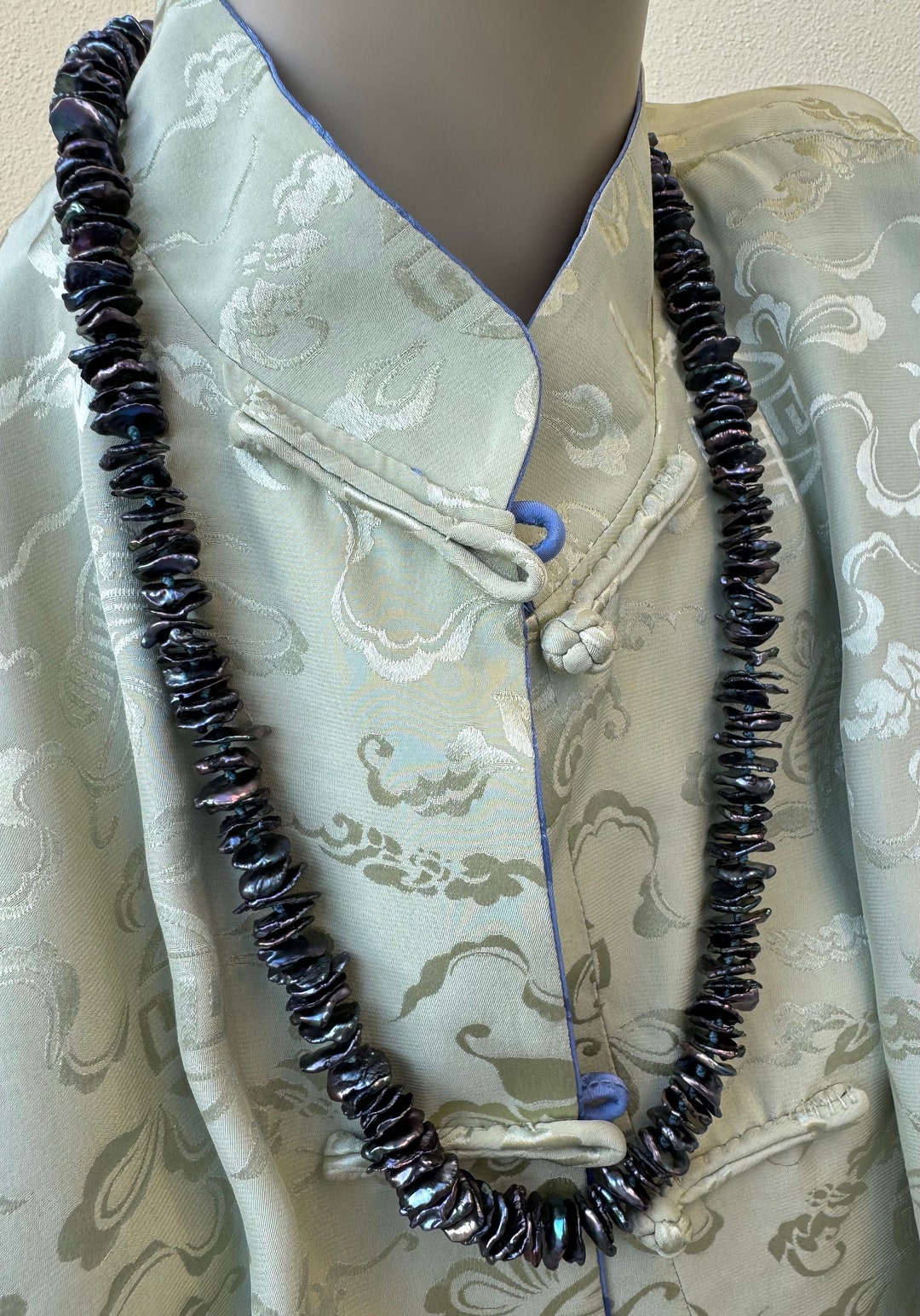 33 Inch Japanese Keshi Pearls Hand Knotted in Silk With 14 K Gold ...