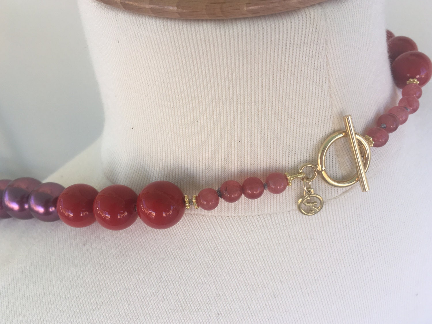 Red Wine Shell Pearls, Hand Knotted in Grey Silk, 14 Mm Red Shell ...