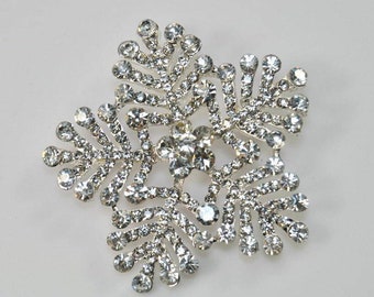 Snowflake brooch | Etsy