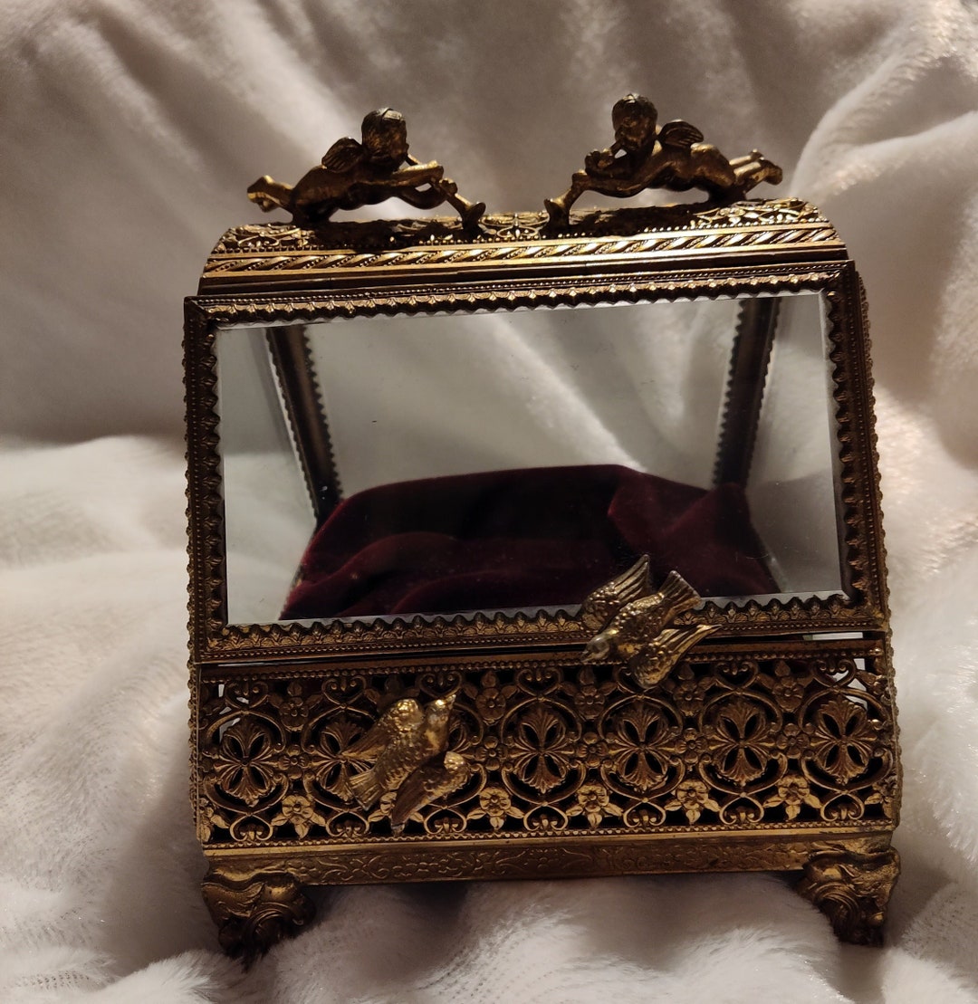 Guildcrest Jewelry Box, Dresser Casket, Pyramid With Doves, Cherubs ...