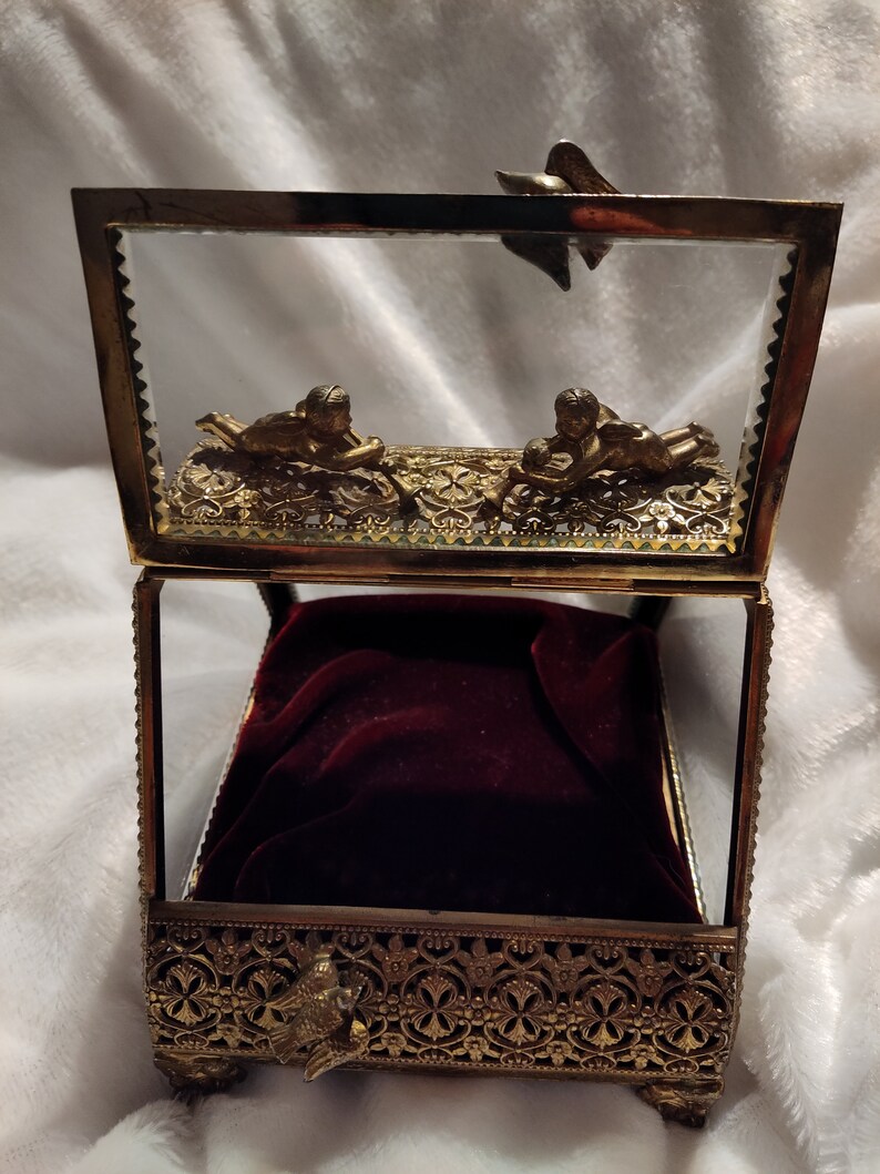 Guildcrest Jewelry Box Dresser Casket Pyramid With Doves - Etsy