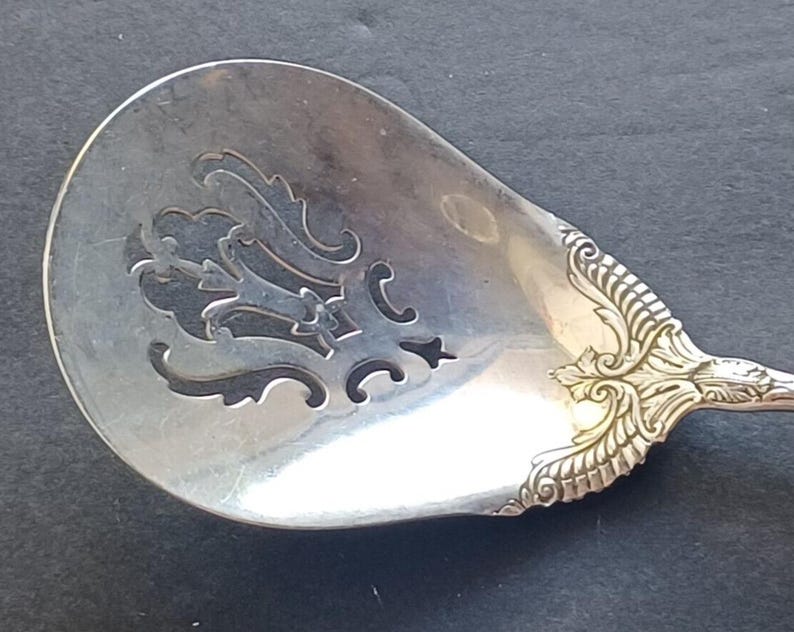 Sir Christopher by Wallace Sterling Silver Solid Bon Bon Spoon W ...