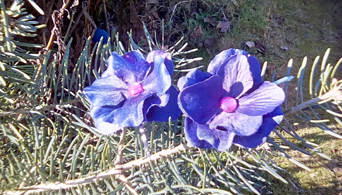 Deep Purple Flower Hair Pins Purple Flower Bobby Pins Floral Etsy