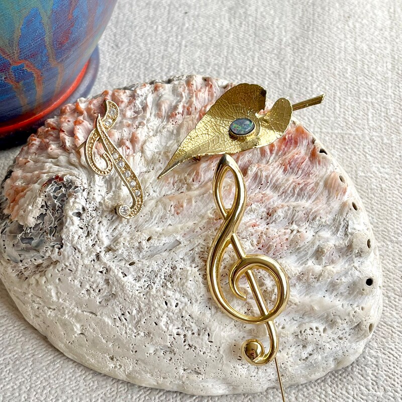 Treble Clef Brooch - Etsy UK