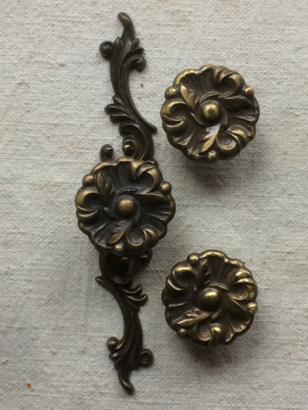 French Provincial Drawer Knobs and Plate, Rose Gold Floral Drawer Knob ...