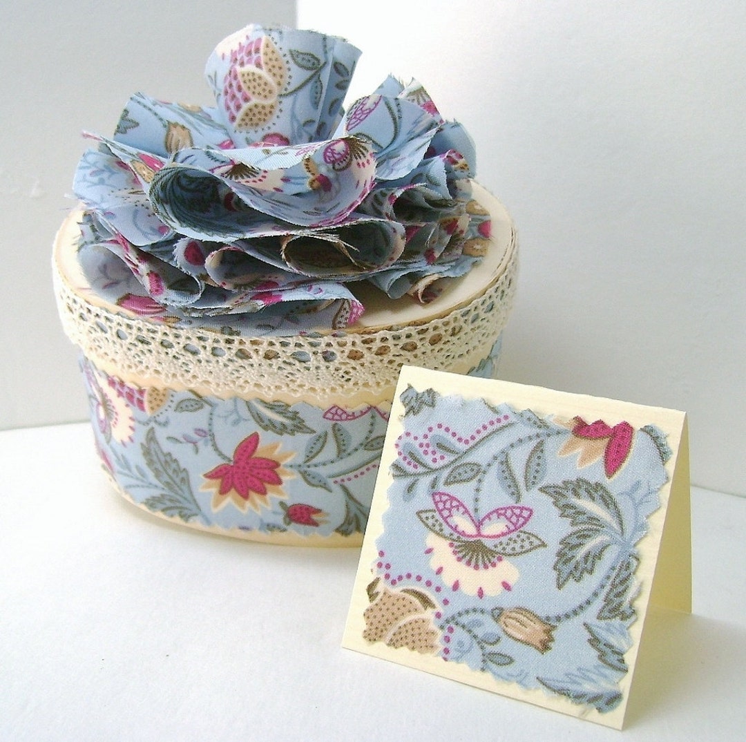 Romantic Light Blue Round Gift Box, Decorative Box, Jewelry Box ...
