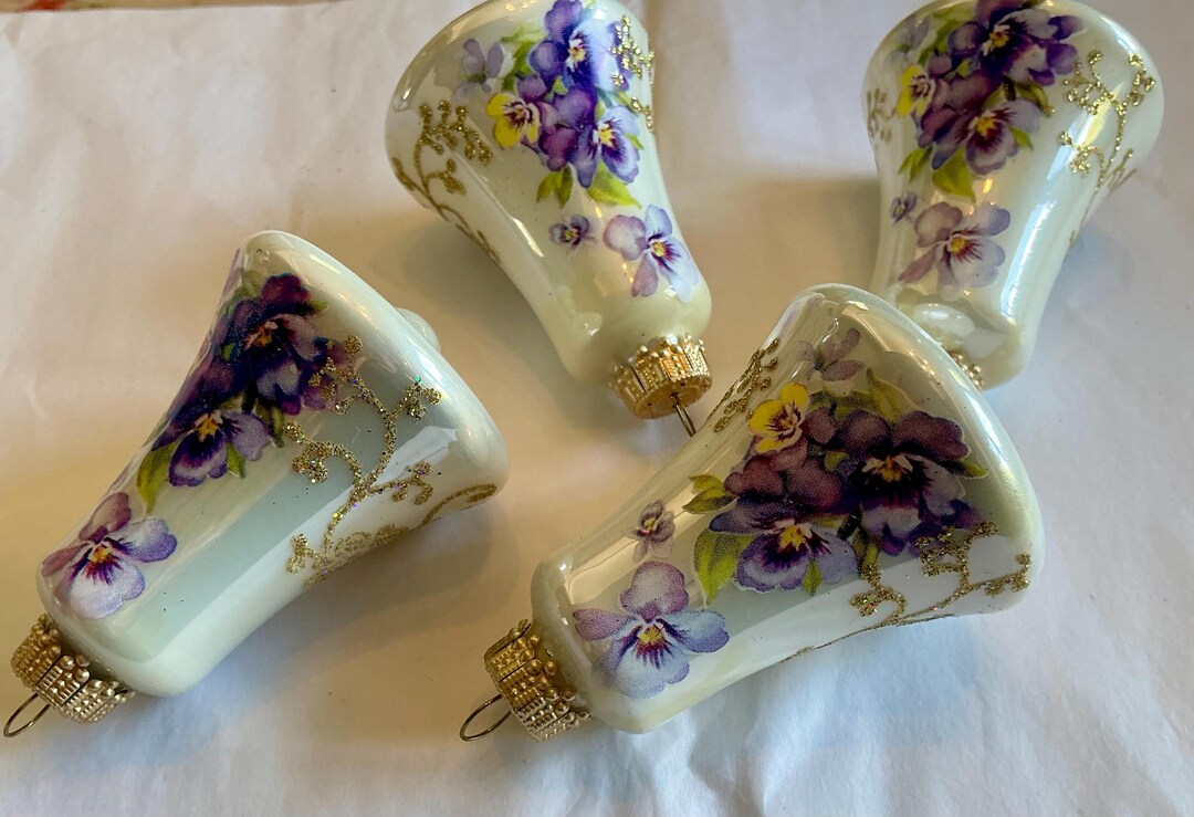 Set of 4 Vintage Glass Bells With Pearlized White With Gold Glitter and ...