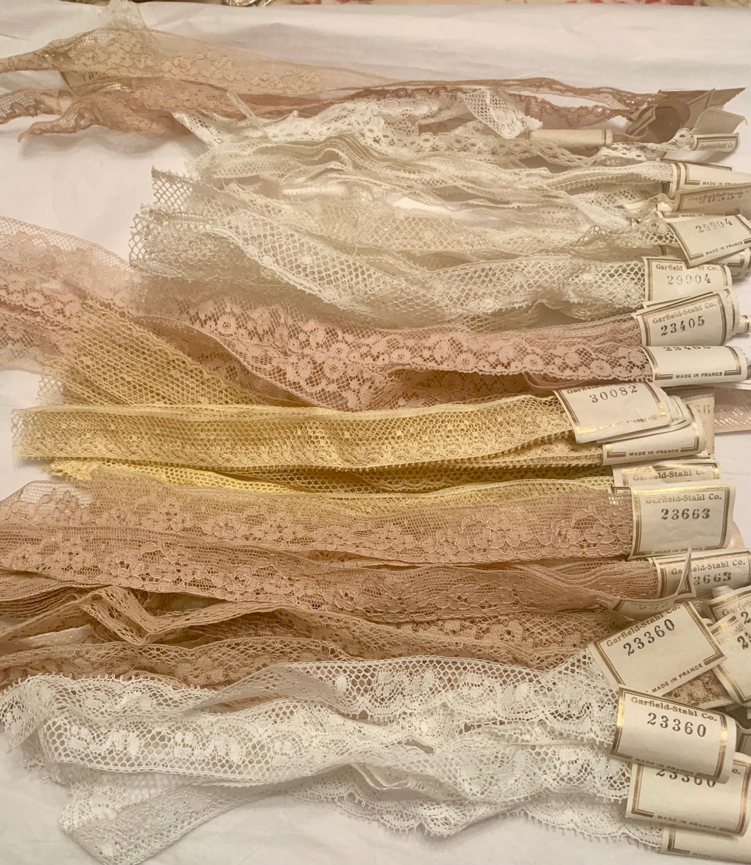 Assortment of 100 Vintage Very Thin French Salesman Samples Lace Lot ...