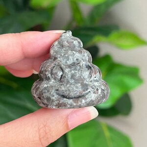 Yooperlite Poop Emoji Crystal Carving / UV Reactive - Etsy