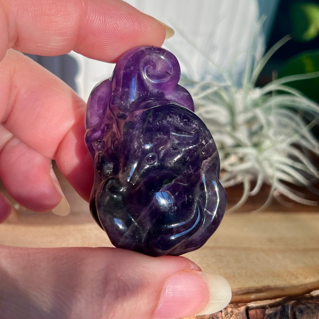 Amethyst Nine Tailed Fox / Nine Tailed Fox Crystal / Crystal Sleeping ...