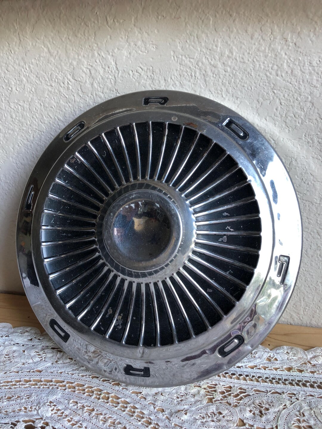 A Rustic Crusty Ford Hubcap/wall Decor See Description - Etsy