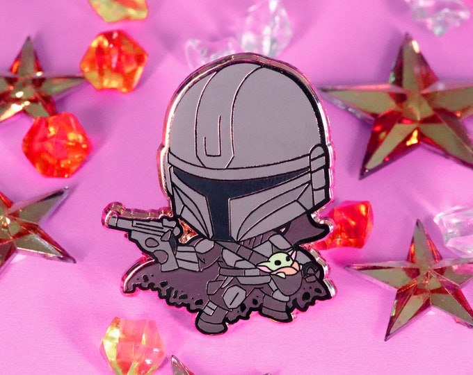 Din Djarin Enamel Pin - Chibi Mando Enamel Pin - Etsy
