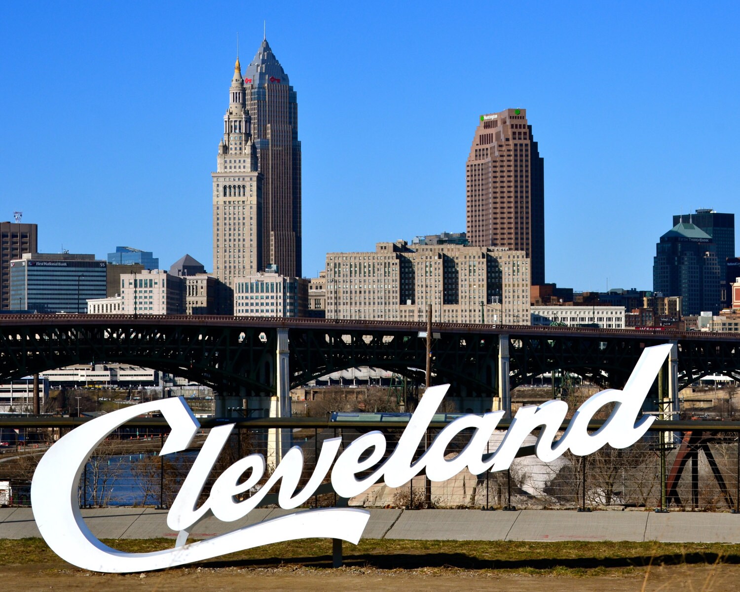 Cleveland Skyline - Key Tower, Terminal Tower, BP Building & Cleveland ...