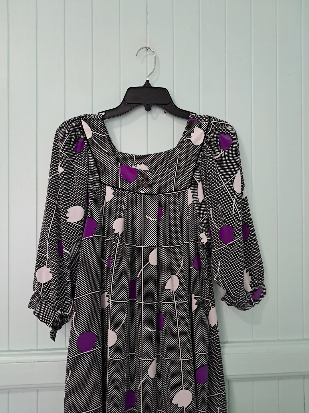 Mako Hawaiian Mini Muumuu Aloha Dress Sz S Vintage Tulips Purple Silky ...