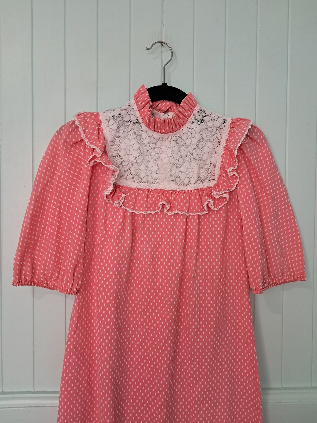 Pretty Pink Muumuu Hawaiian Aloha Dress Sz XS Vintage Cottagecore Lace ...