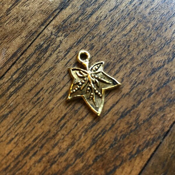 Ivy Leaf Charm - Etsy