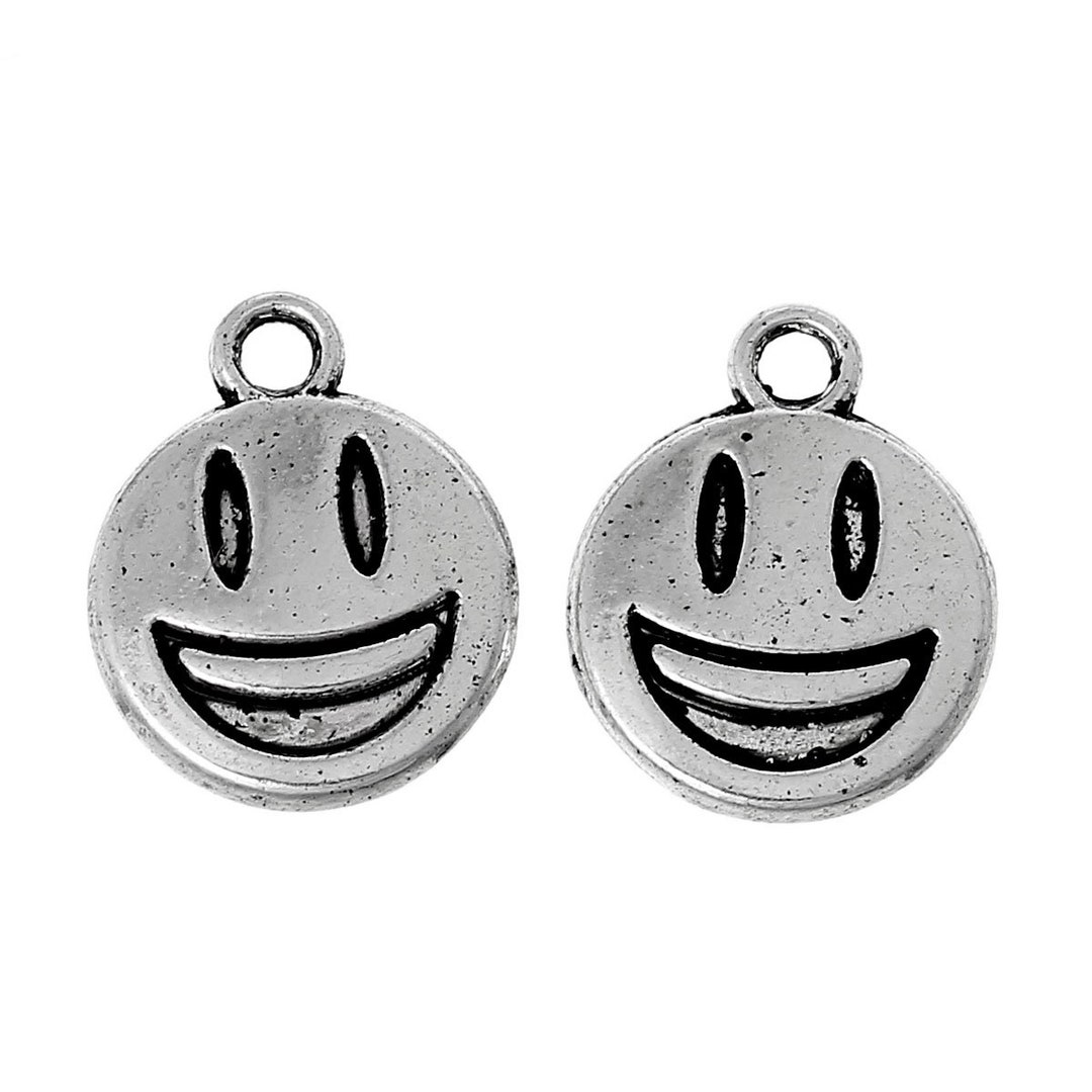TEN 10 Smiling Face Charms / Face Charms - Etsy
